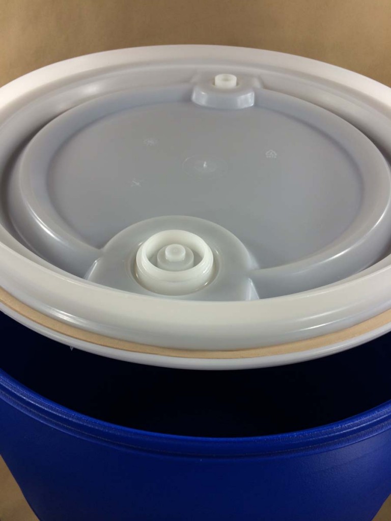 55 gallon open head barrel cover with fittings | Yankee Containers ...