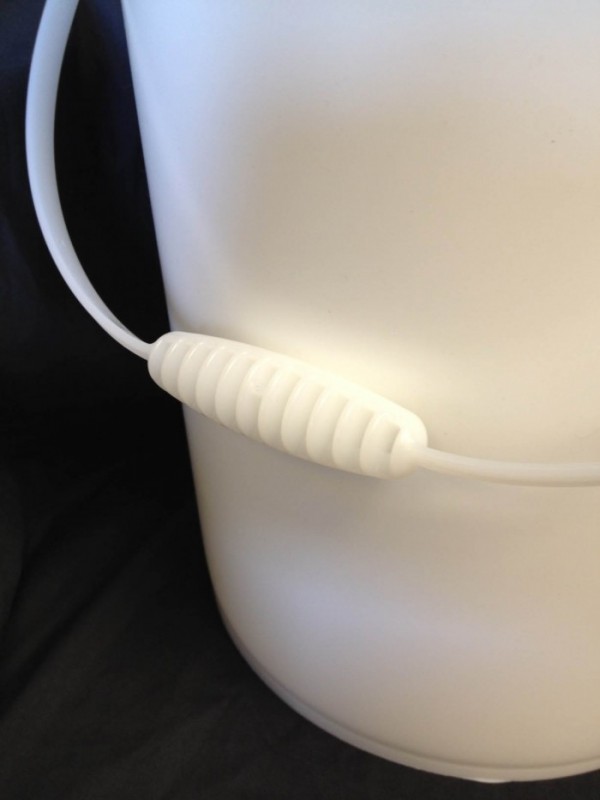 Handle on Twist and Lock Pail | Yankee Containers: Drums, Pails, Cans ...