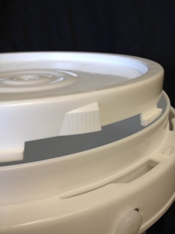 Twist and Lock Plastic Pail | Yankee Containers: Drums, Pails, Cans ...