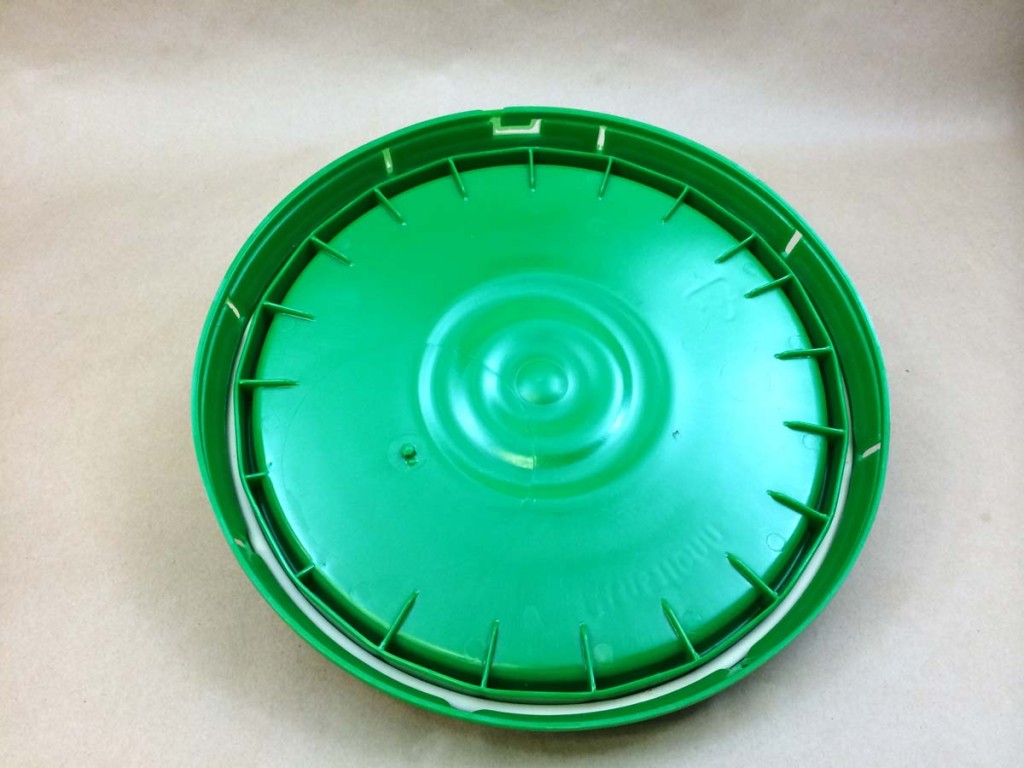 green teartab plastic bucket cover | Yankee Containers: Drums, Pails ...